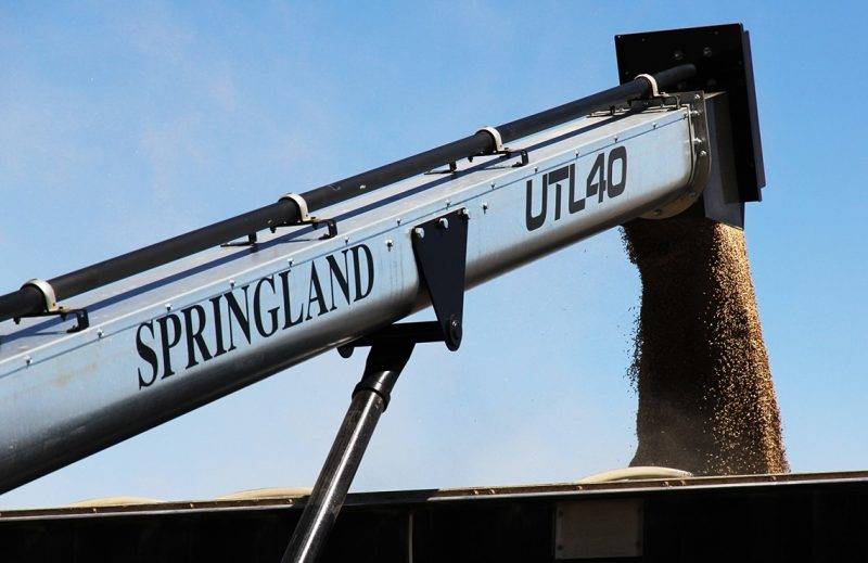 U-Trough Augers - Valley Agro Services Ltd.