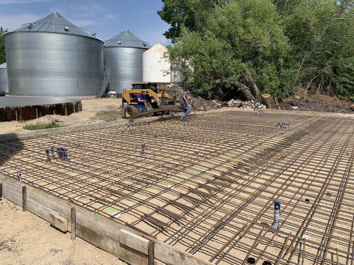 Letellier, MB - Valley Agro Services Ltd.